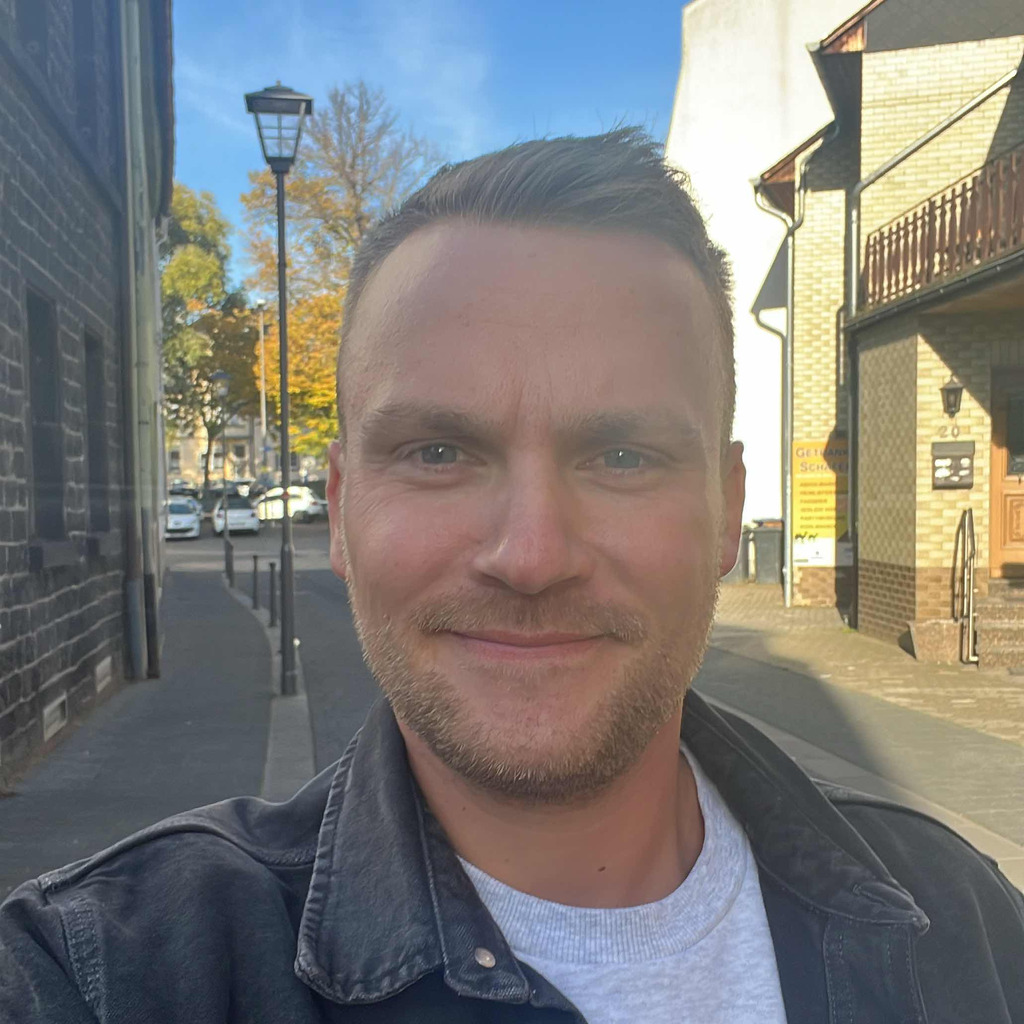 Jan Lange - Dachdeckermeister - Dachdeckerei Lange | XING