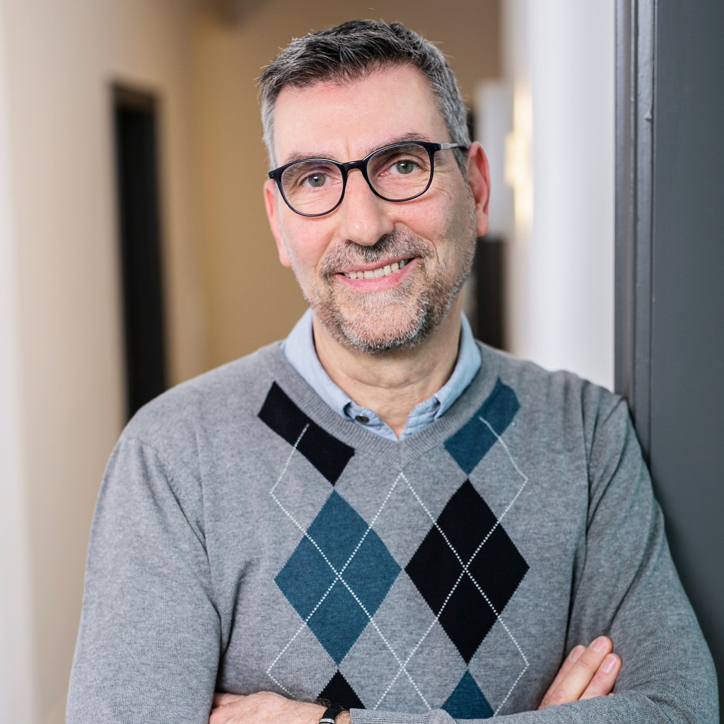 Peter Usinger - Inhaber,Geschäftsführer - Peter Usinger Zahntechnik ...