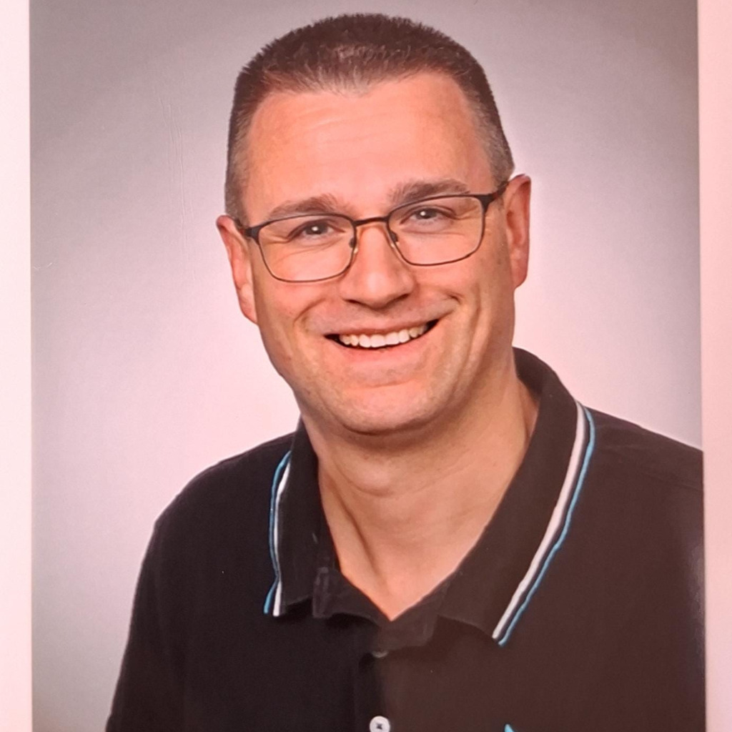 Daniel Macdonald - Servicemitarbeiter - Weezer Waldhaus | XING