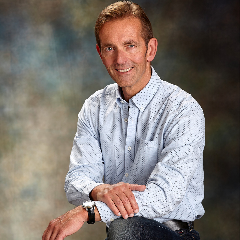 Gunter Jazdziewski - Inhaber - Schilleria. Literatur und Wohnen | XING