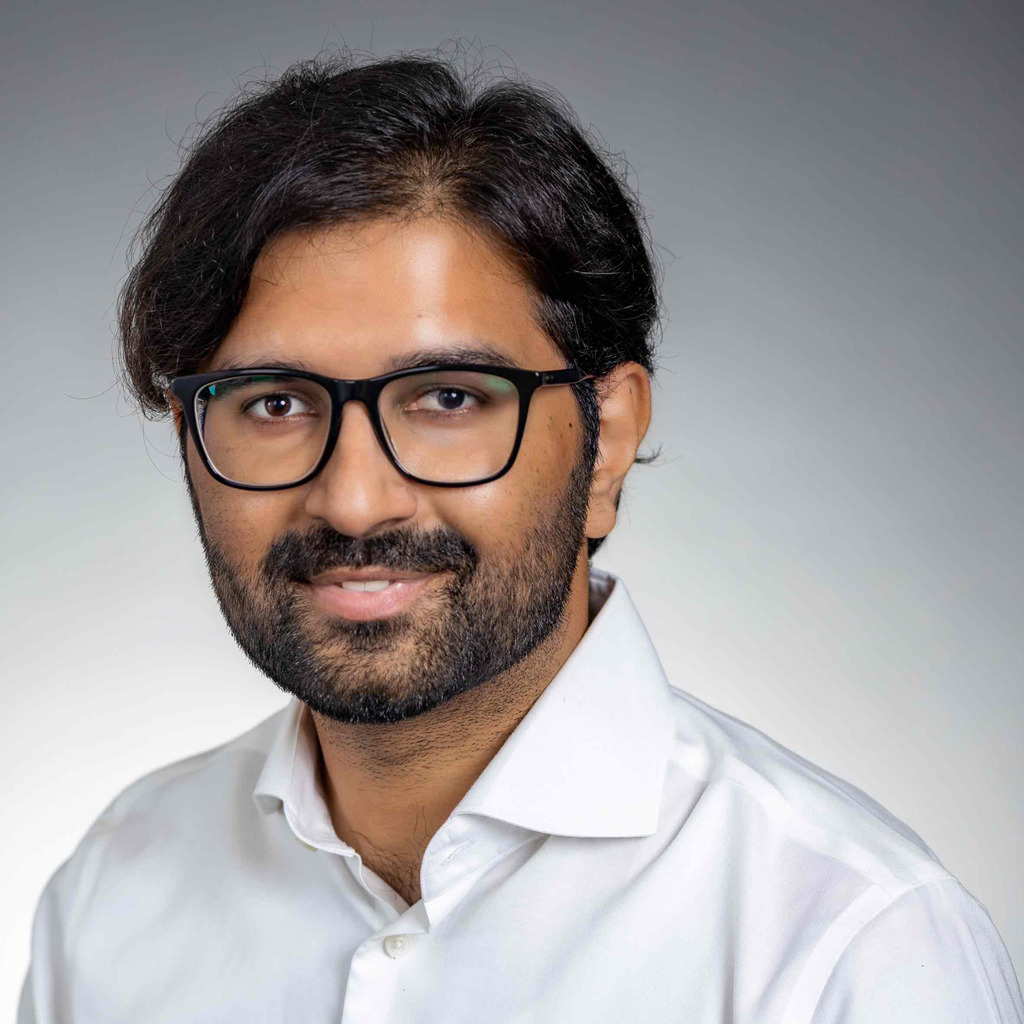 Farhad Ahmad Bhatti - Werkstudent - Commerzbank AG | XING