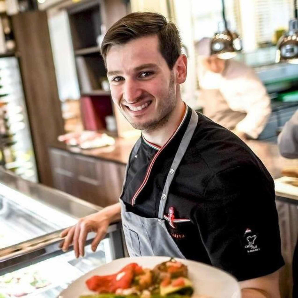 Saitta aus Düsseldorf in der Personensuche von Das Telefonbuch