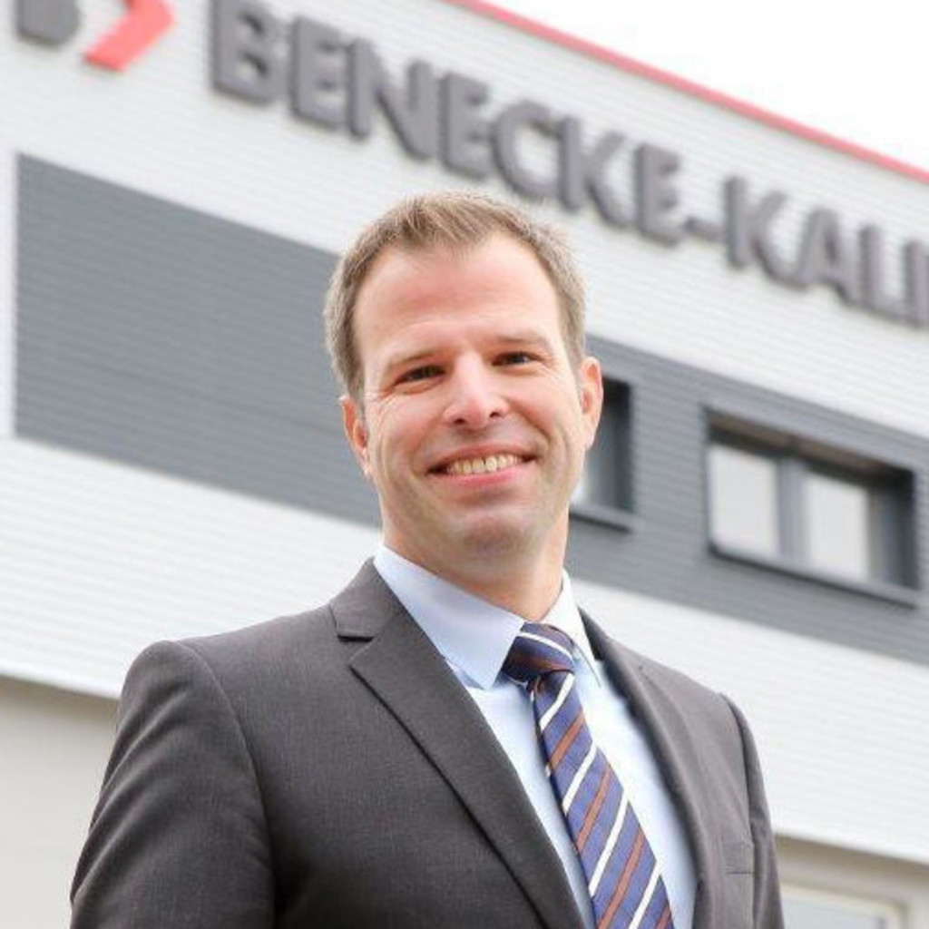 Dr. Steffen Reinsch - VP - Head of Global Operations & SCM. BU Surface ...