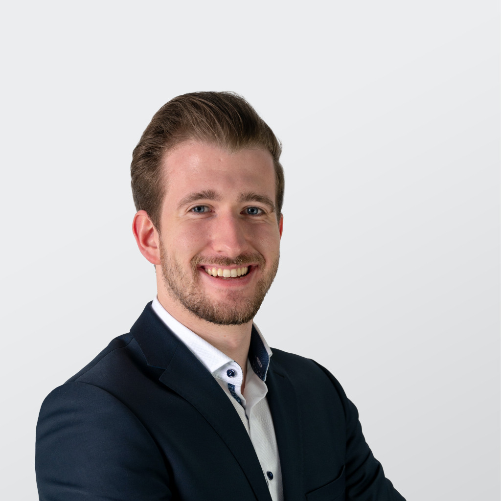 Roman Hassemeier - Dualer Student "BWL - International Business ...