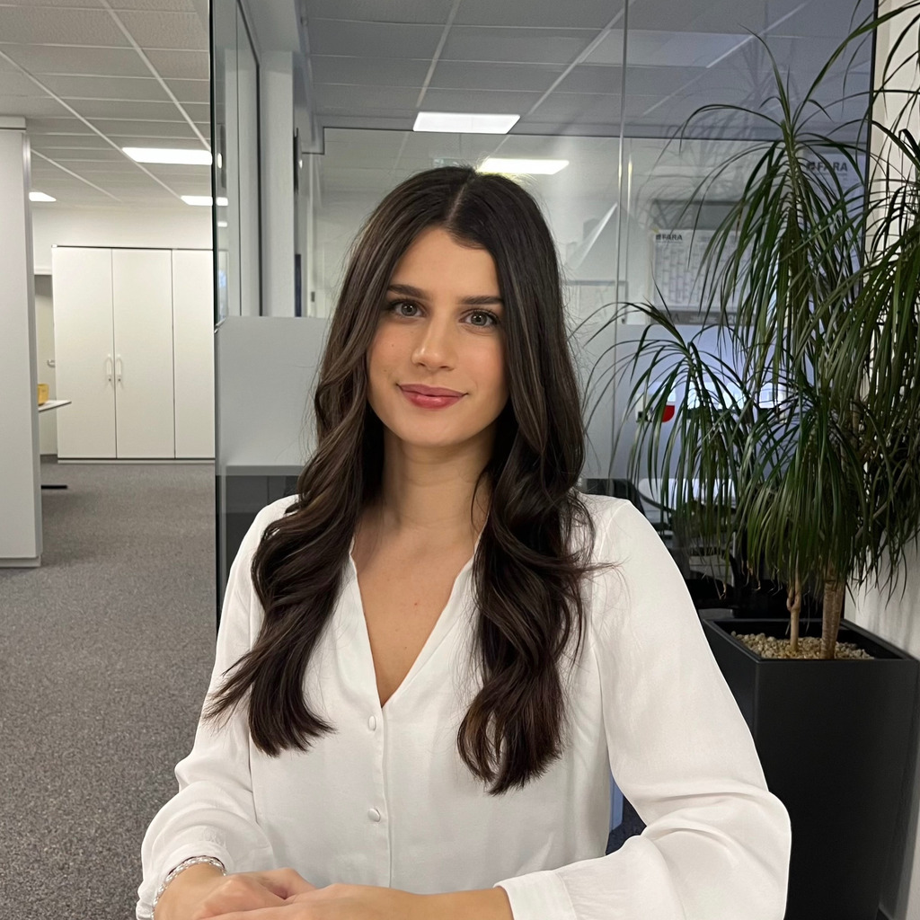 Jo-Daina Emrich - Personaldienstleistungskauffrau - FARA Nidda GmbH | XING