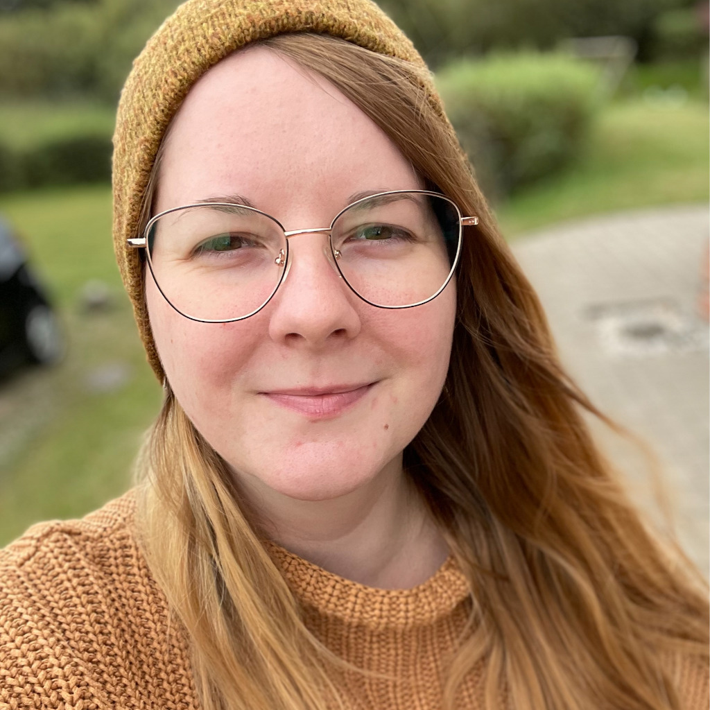 Lisa Peter - Betreuungskraft - Altenpflegeheim Schmidtschneider | XING