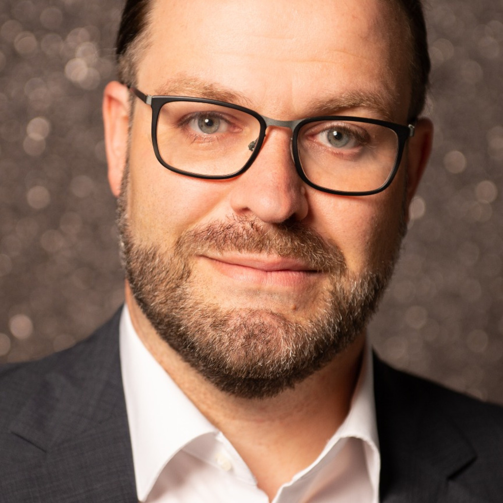 Andreas Pfeifer - Mitarbeiter Personal und Recht - Kunst- und ...