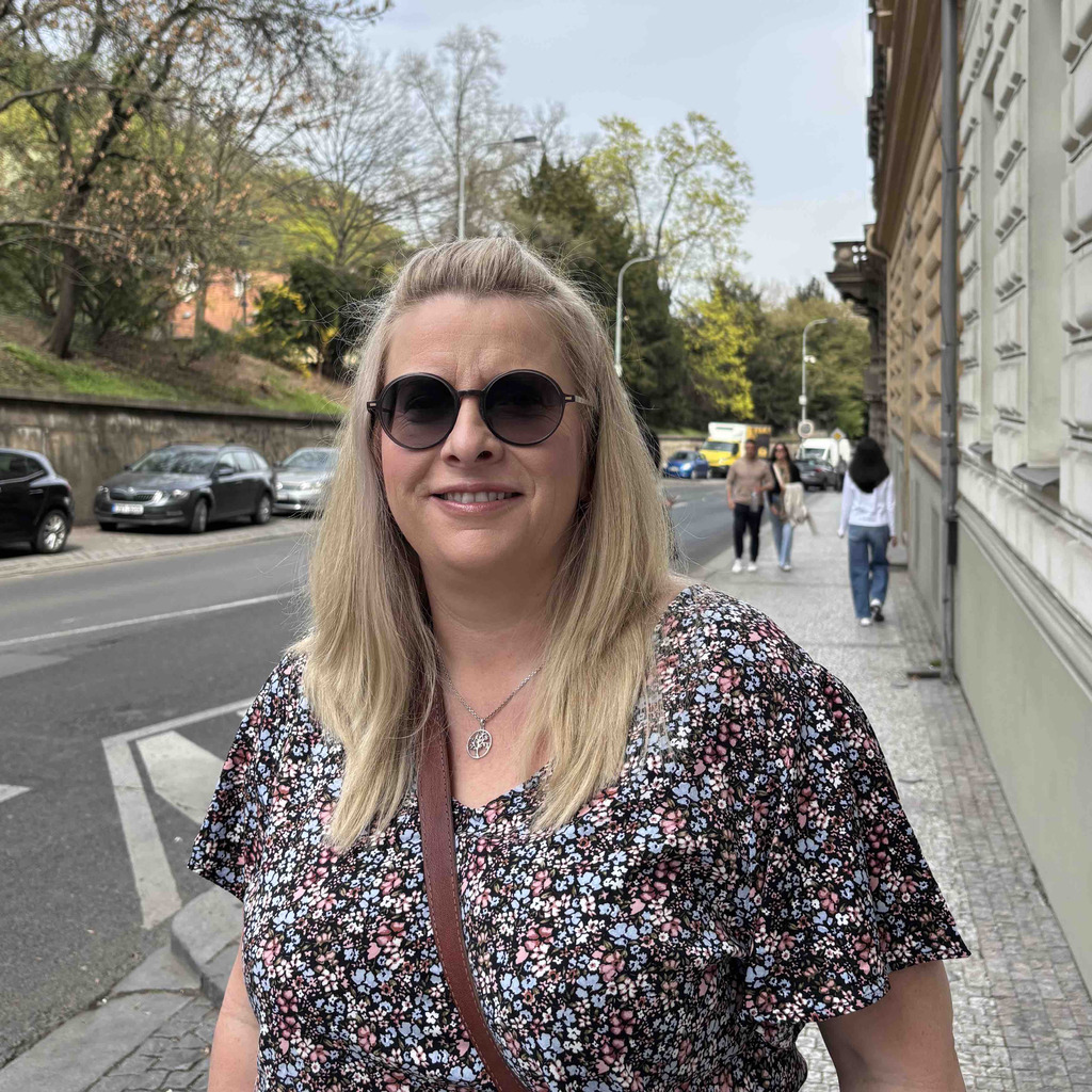 Kathleen Schmidt's Instagram, Twitter & Facebook on IDCrawl