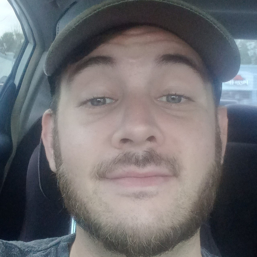 Lucas Nichols - 3rd shift painter - none at the moment | XING