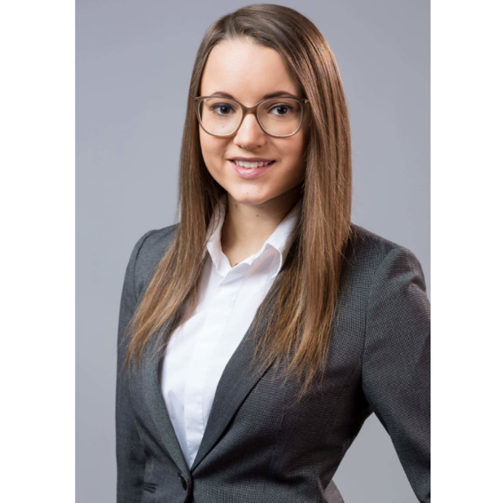 Sarah Keicher - Fachspezialist Customer-Relationship-Management ... Sarah Keicher - Fachspezialist Customer-Relationship-Management ...