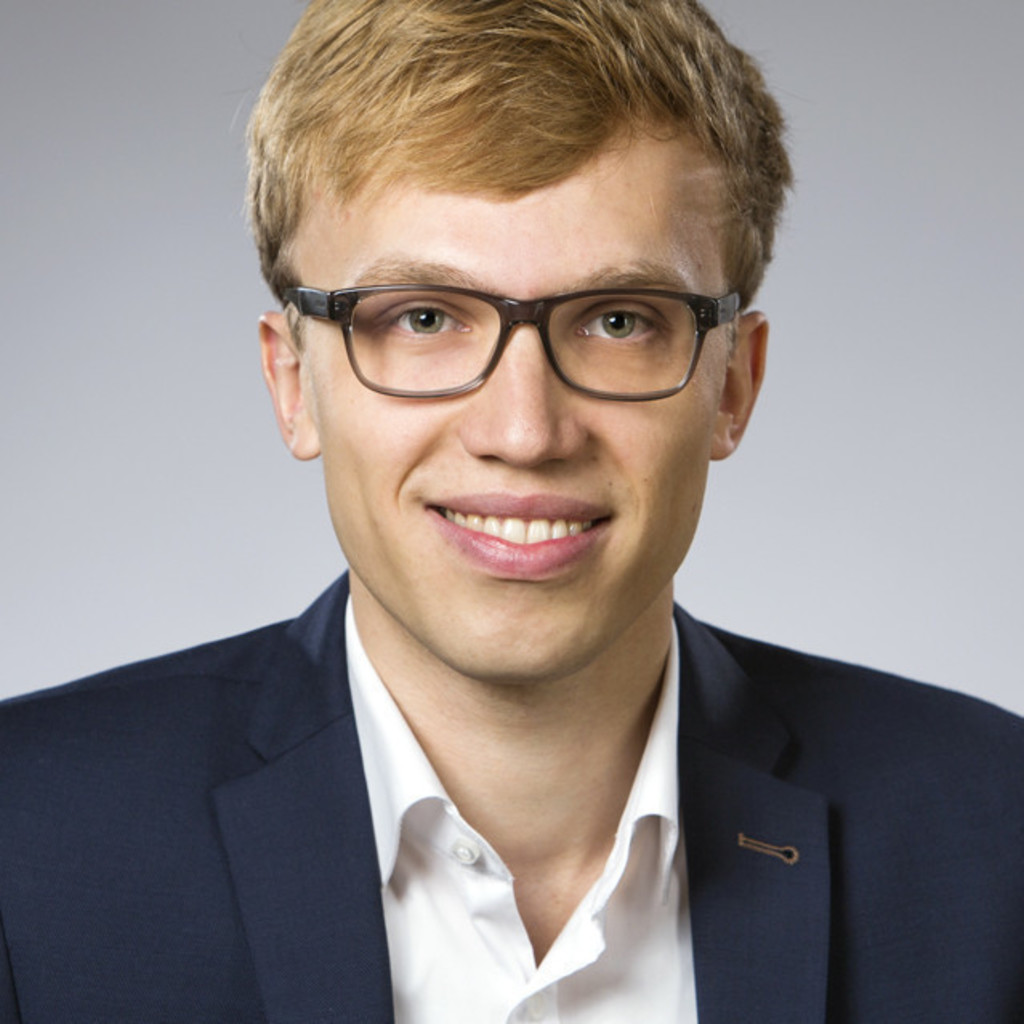 Julian Wolf - Geschäftsführer - Astra Brauerei St. Pauli GmbH | XING