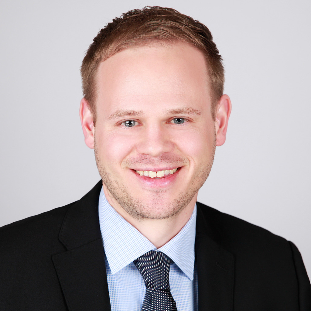 Christopher Bernhardt - Head of Airfreight - transmaritim international ...