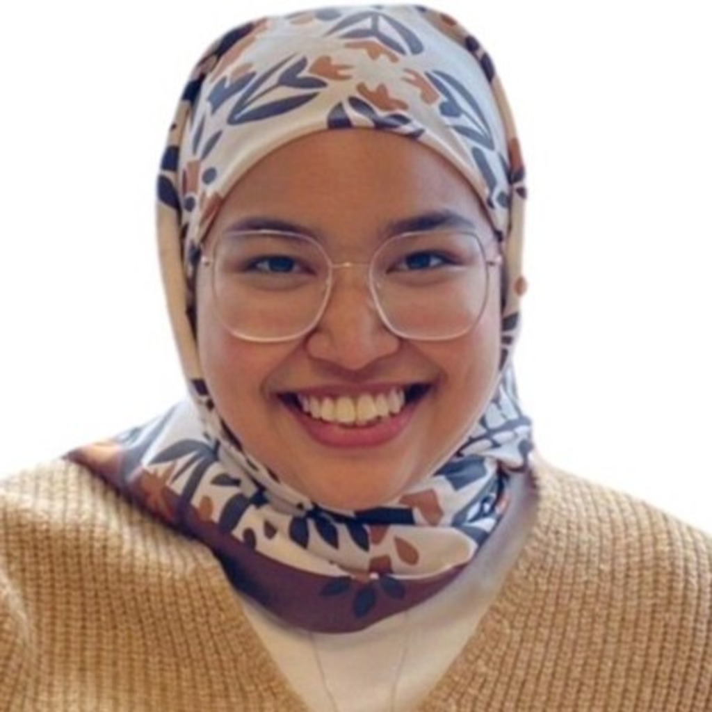 Aishah Ghafar: Ausbildung und Berufserfahrung | XING
