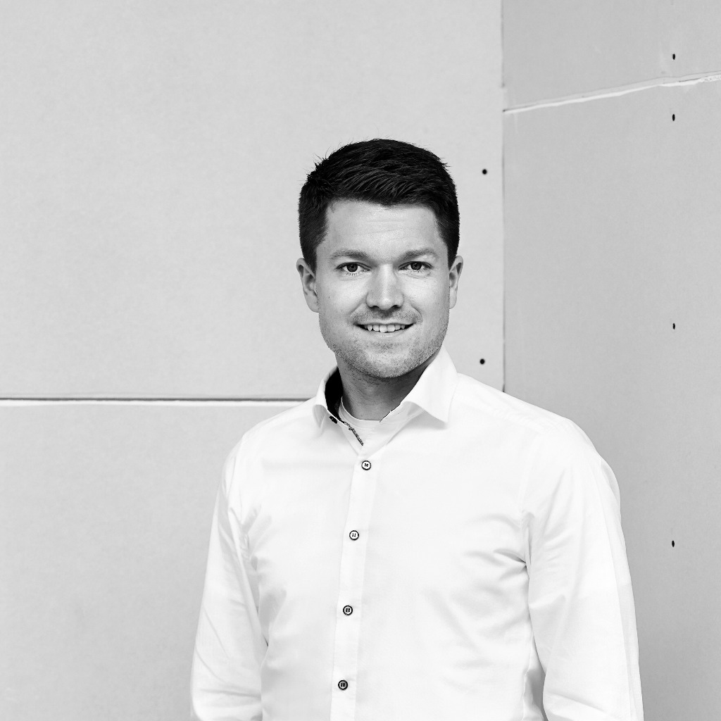 Jan Giesecke - Manager E-Commerce - Simba Dickie Group | XING