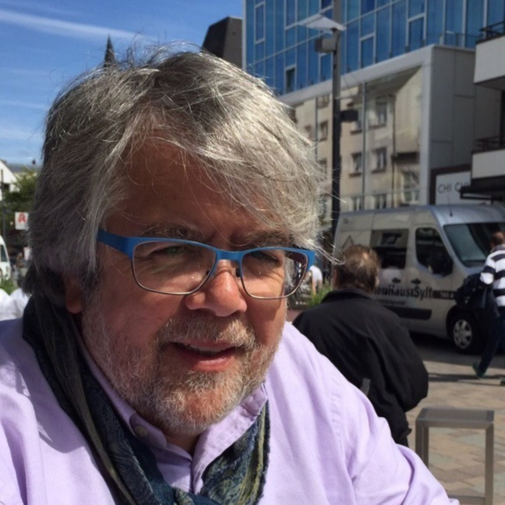 Anton Engelmann - Commercial Director - FLSmidth | XING