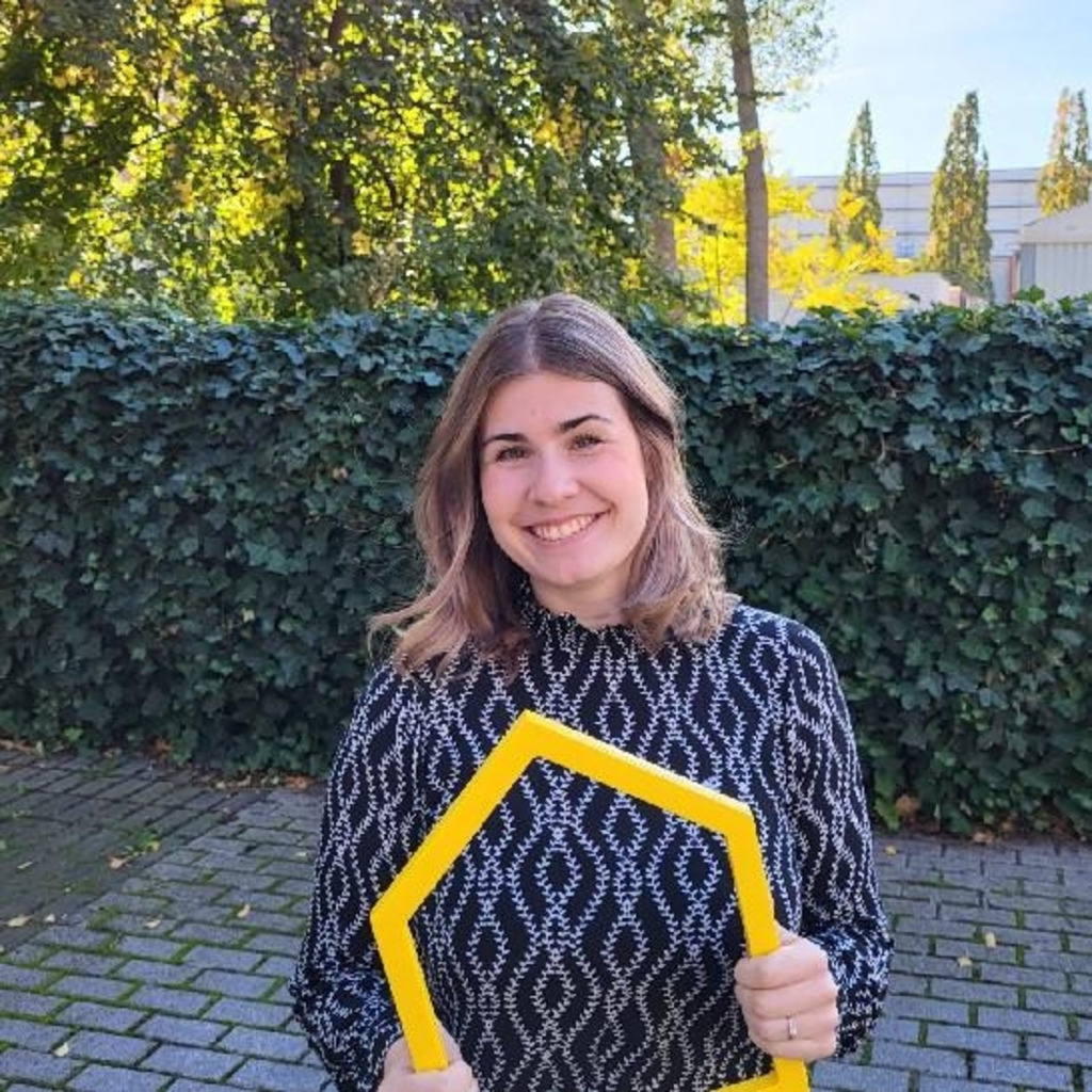Julia Merkel - Hausleitung im Ronald McDonald Haus Leipzig - McDonald's ...