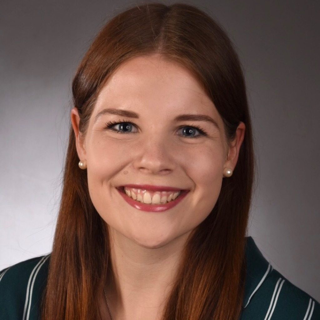 Sinja Hornecker - Auszubildende zur Kauffrau im Groß- und Außenhandel ...