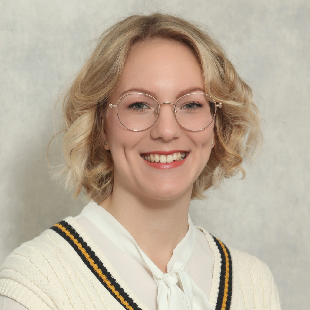Jennifer Hölzer - Bundesfreiwilligendienst - Oberschule Jesteburg | XING