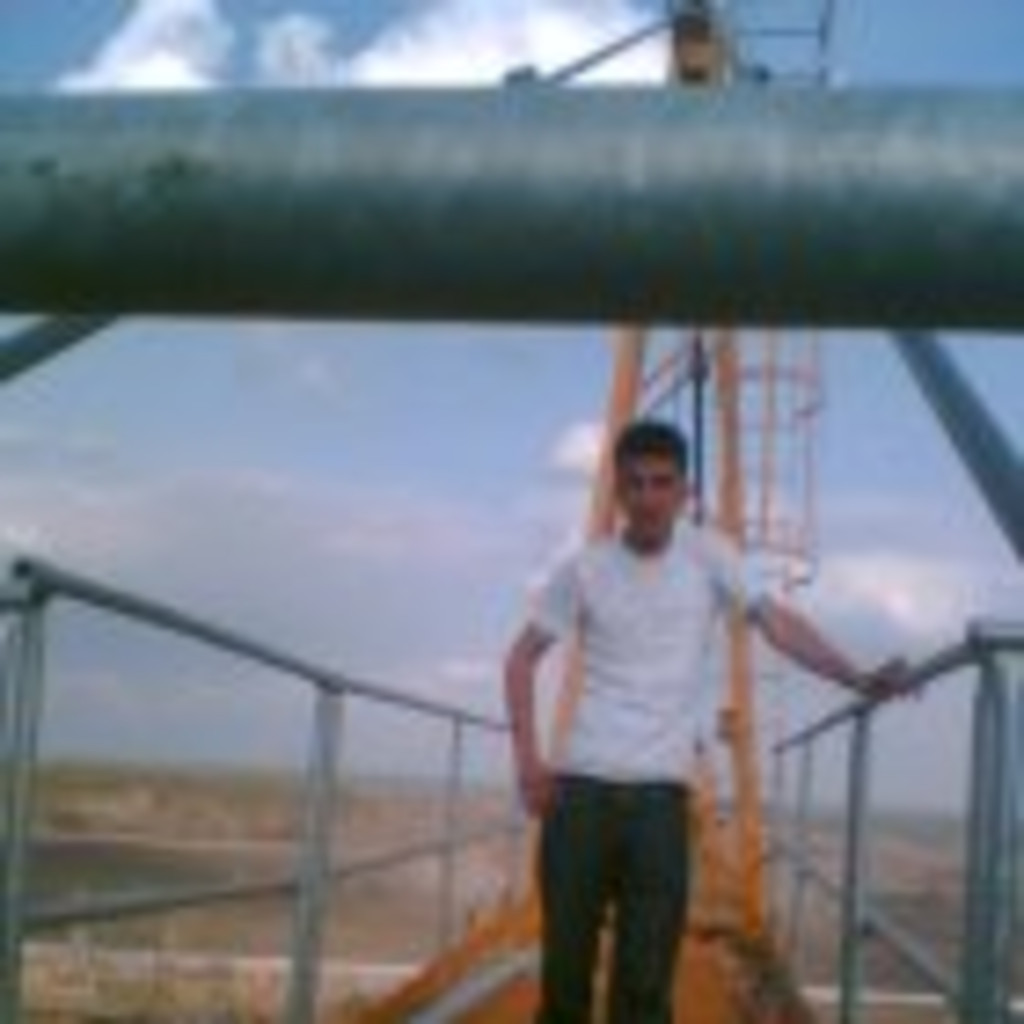 Selcuk Ozer: kule vınç operator | XING