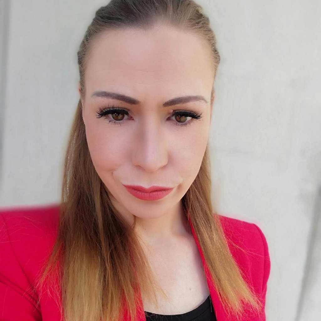 Jacqueline Seifert - Serviceberaterin - Albert Bauer GmbH | XING