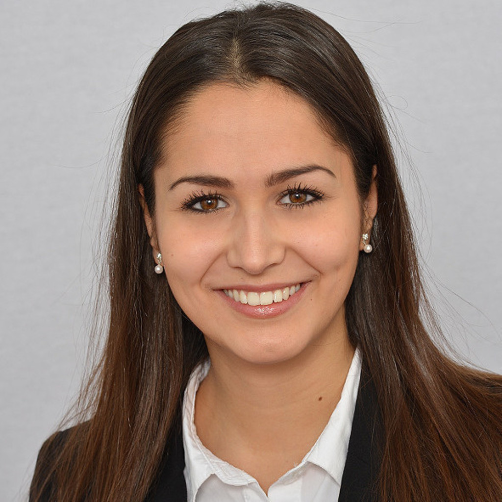 Ayda Stommel - Head of Digital Workplace - Comma Soft AG | XING