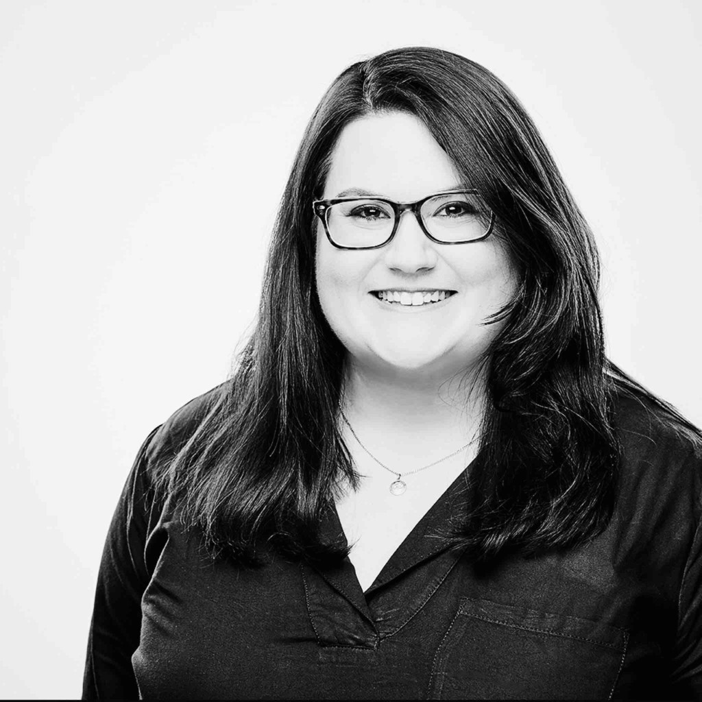 Isabel Delcourt - Warengruppenmanagerin Haushalt - dm-drogerie markt ...