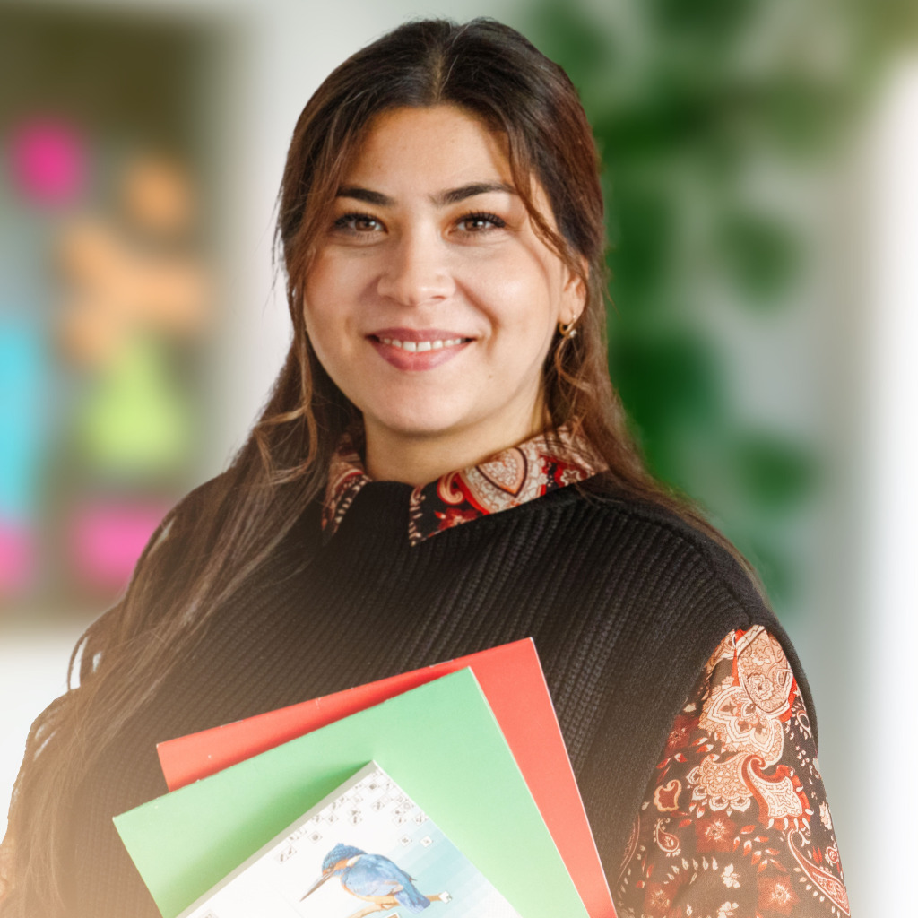 Melis-Hilal Ramiqi - Web & Mediendesignerin - Deepsoul I Branding ...