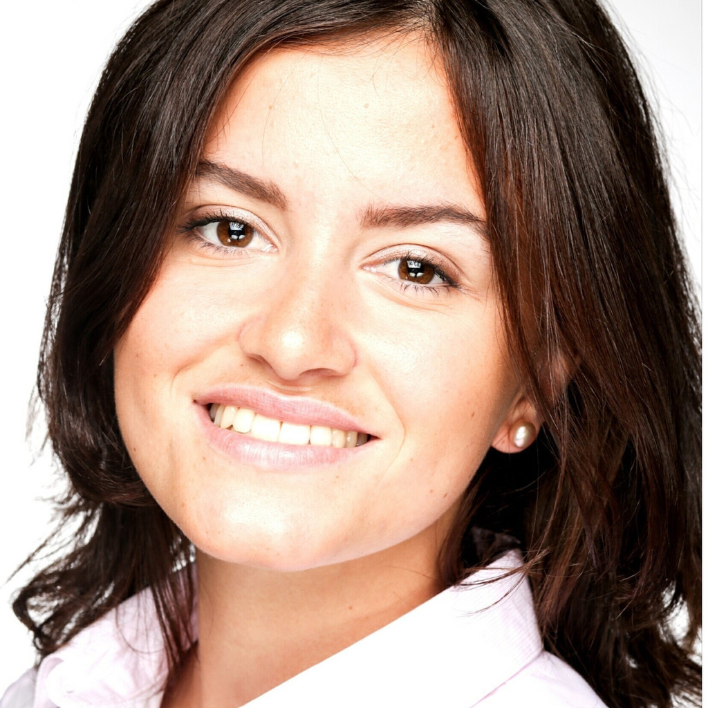 Laura Valerie Telegraph