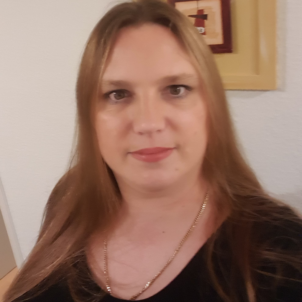 Nicole Becker - Software Consultant - MicroNova | XING