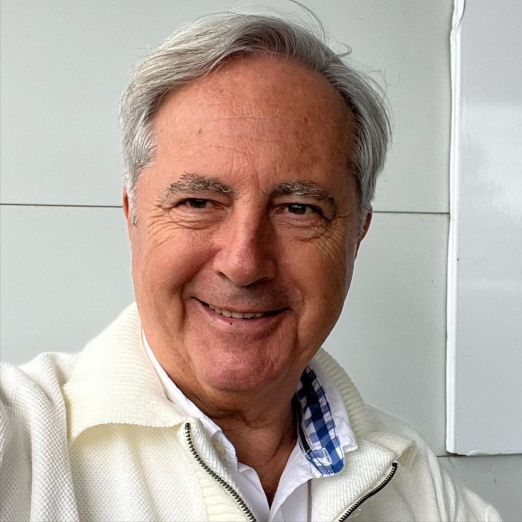 Carlos Valor - Financial Advisor - International Investment Firm | XING