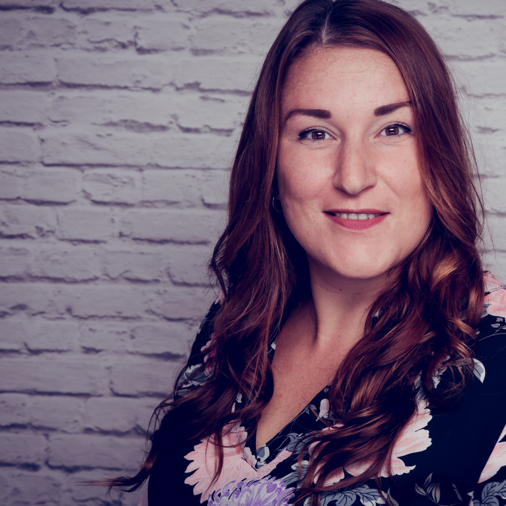 Michelle Scott - Pflegepädagogin - Akademie für Pflegeberufe und ...