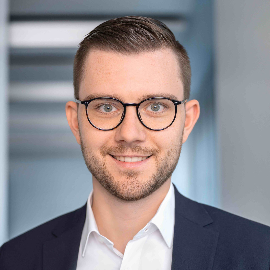 Philipp Weckelmann - Manager - Strategy & Organisation - zeb | XING