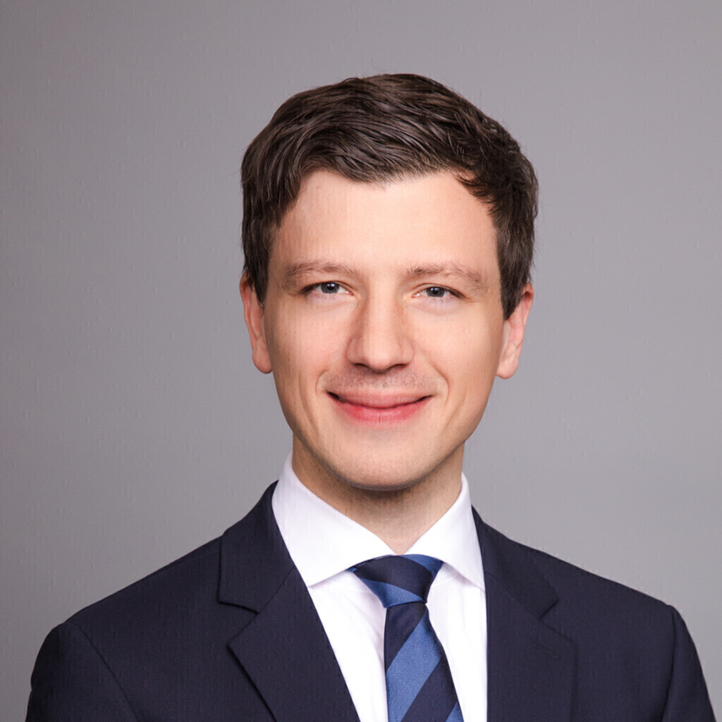 Dr. Leonard Kirscht - Expert International Tax - BASF | XING