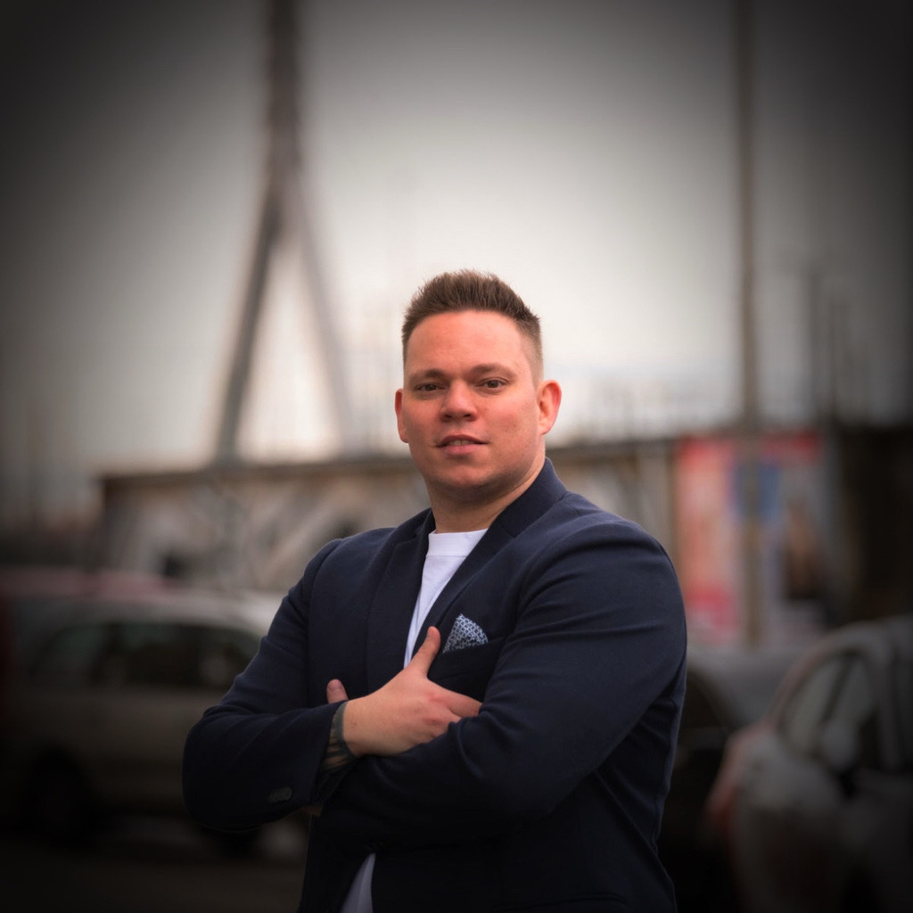 Christopher Adam - Generalvertreter - Mecklenburgische ...