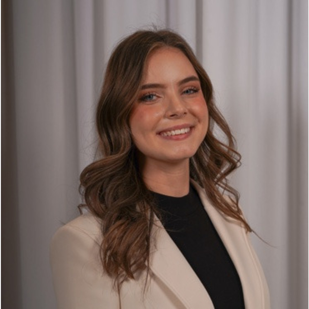 Laura Betke - Forensic Investigations - Intern - Deloitte Österreich | XING