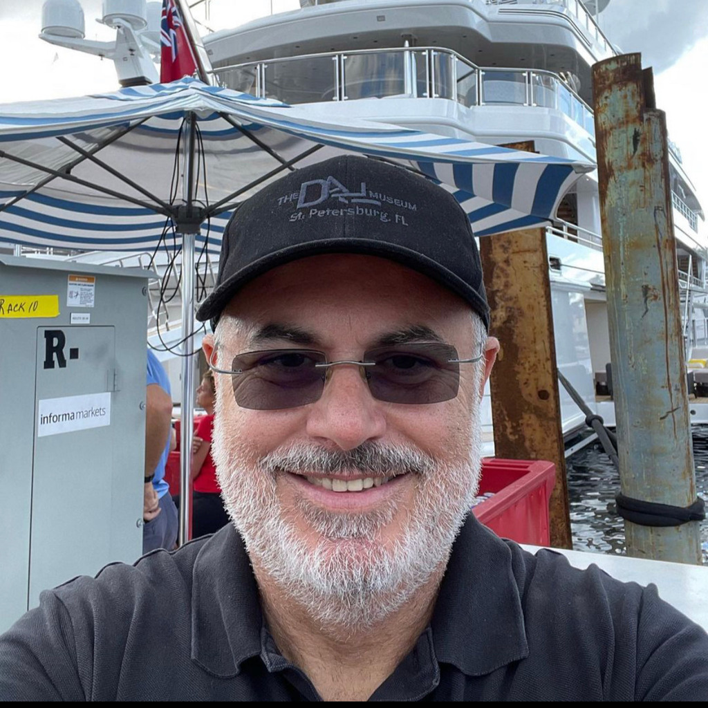 Darwin Migel - Owner - DM CEO , Founder & Managing Owner | XING