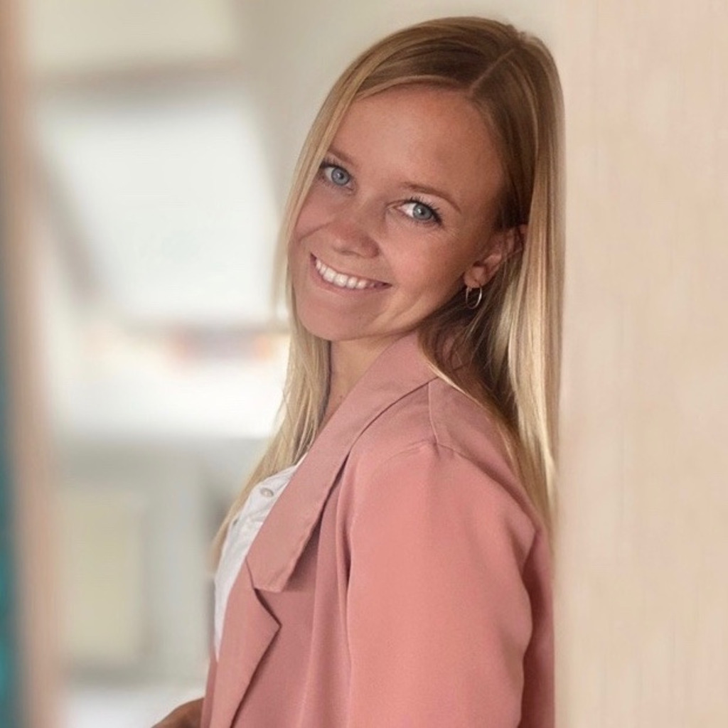 Valerie Singer - Produkt Manager - FinTechCube GmbH | XING