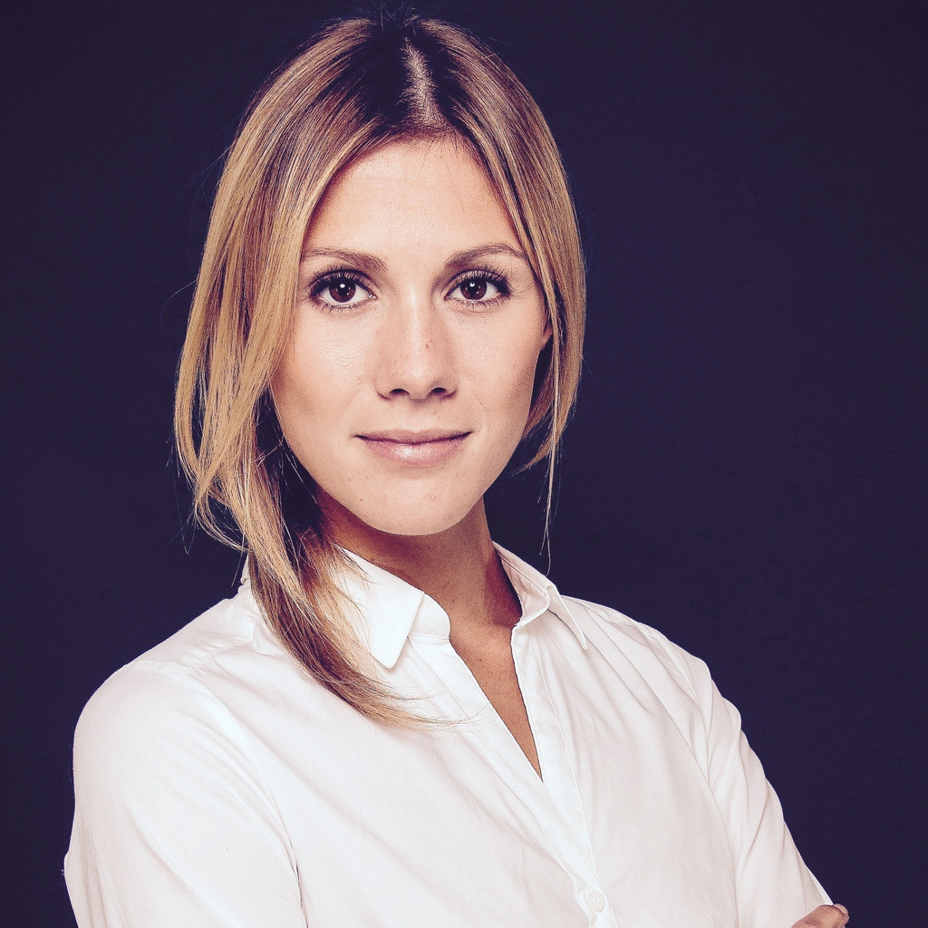 Kim Breuer's Instagram, Twitter & Facebook on IDCrawl