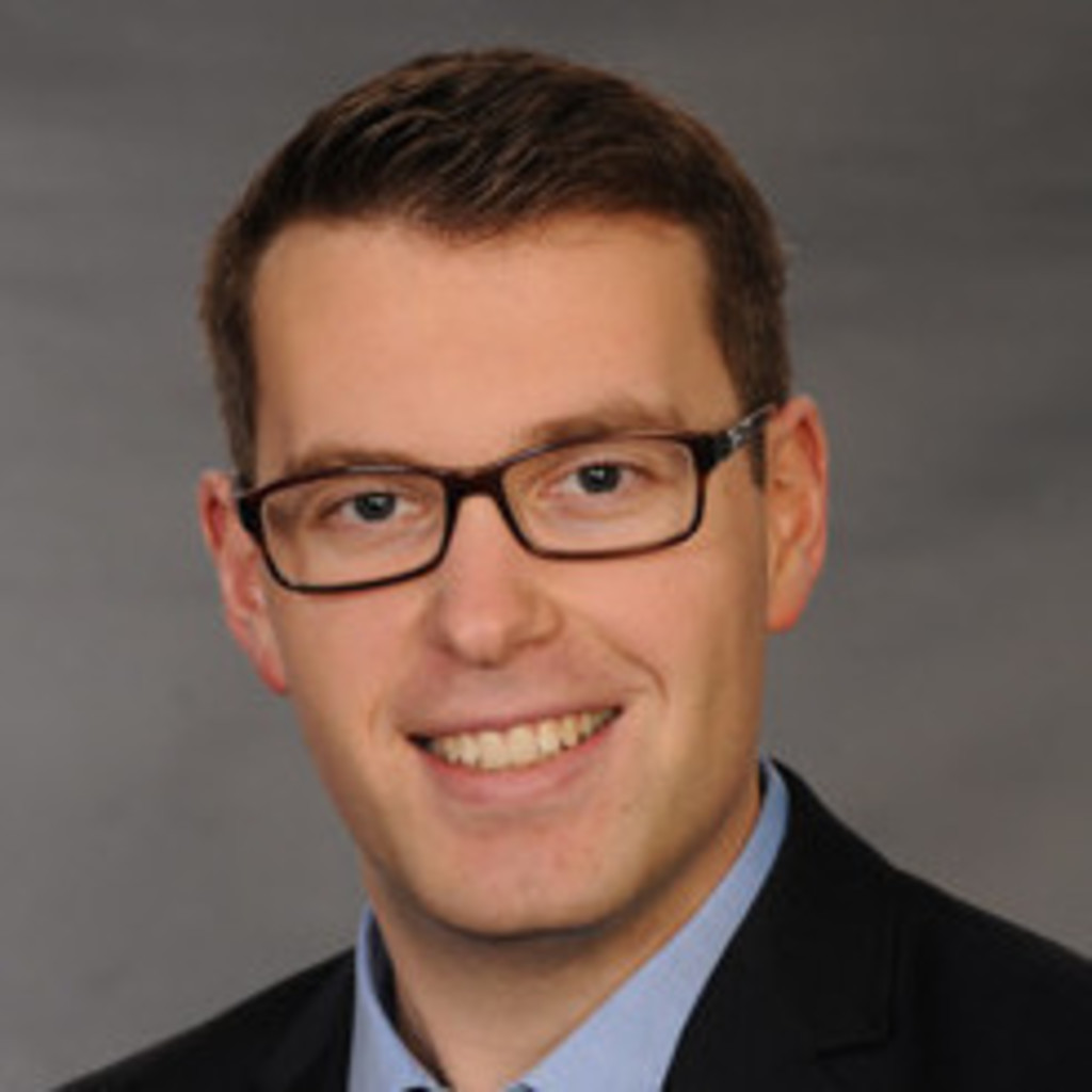 Dr. Roman Fetzer - Business Integration Manager - JT International ...