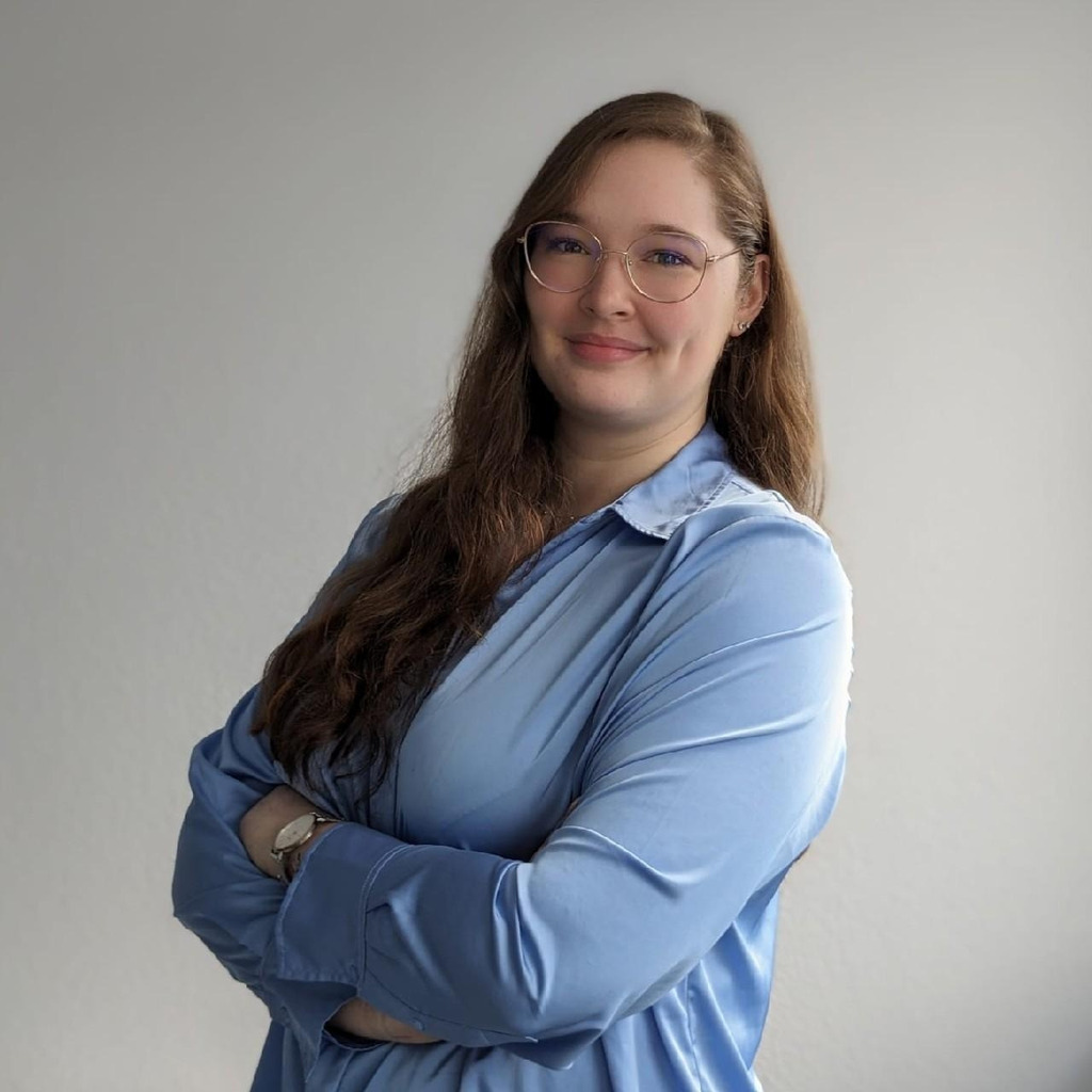 Natalie Reitz - Assistenz der Geschäftsführung - Karl Hess GmbH & Co.KG ...