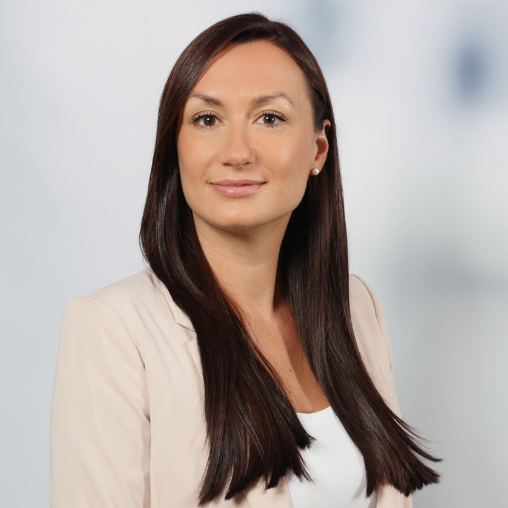 Lena Schmitz - Senior Strategic Project Manager Sales & Marketing ...