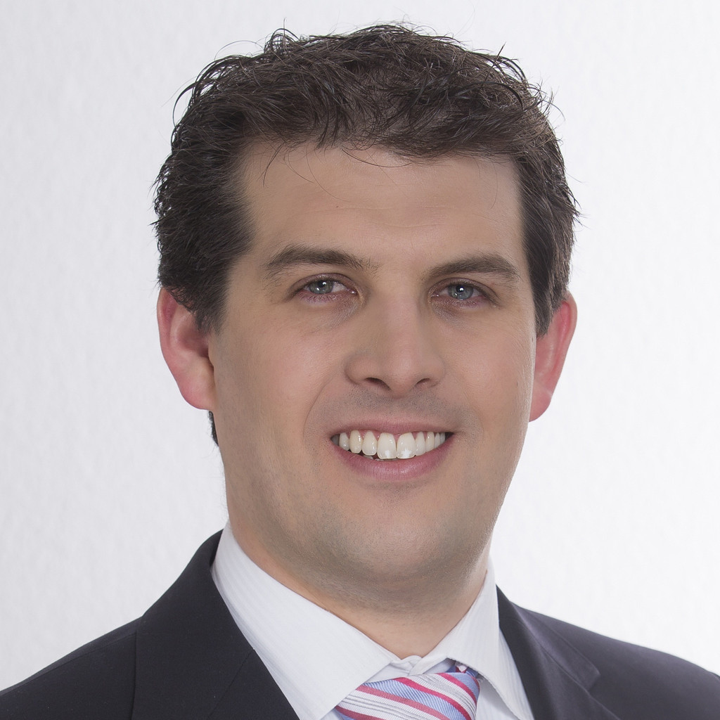 Remigius Haering - Controlling / Corporate Tax - Emil Frey AG | XING