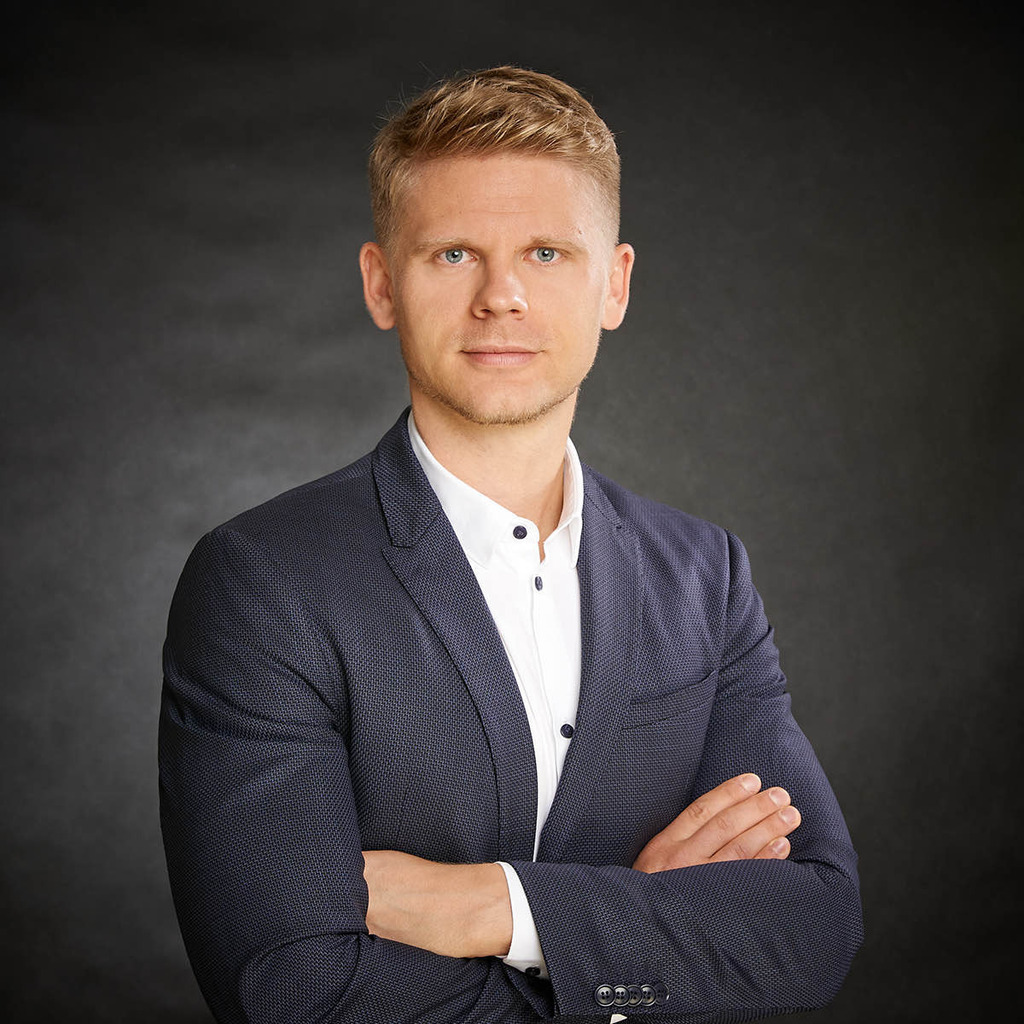 Manuel Rausch - Leiter Einkauf / Head of Purchasing - Pirelli ...