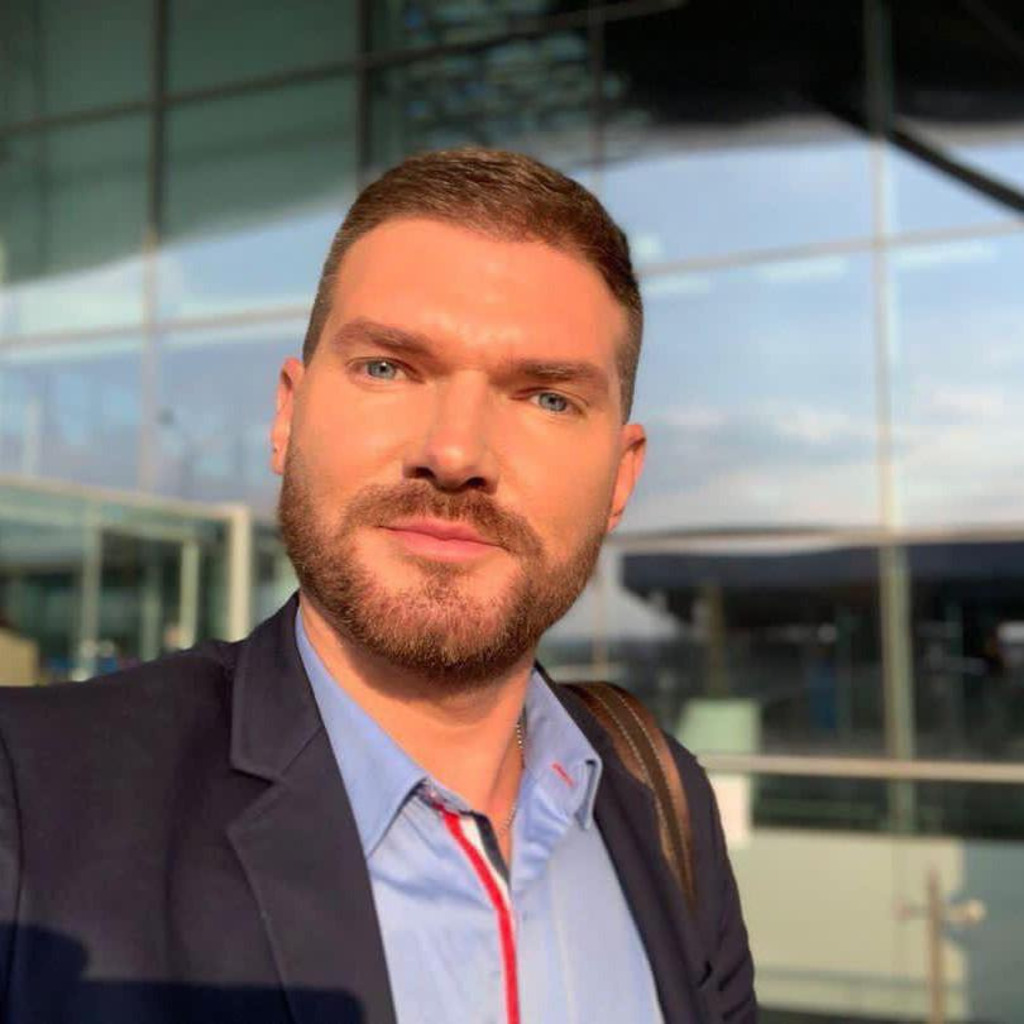 Brian Rogers - Financial Accountant - Deutsche Bank AG | XING