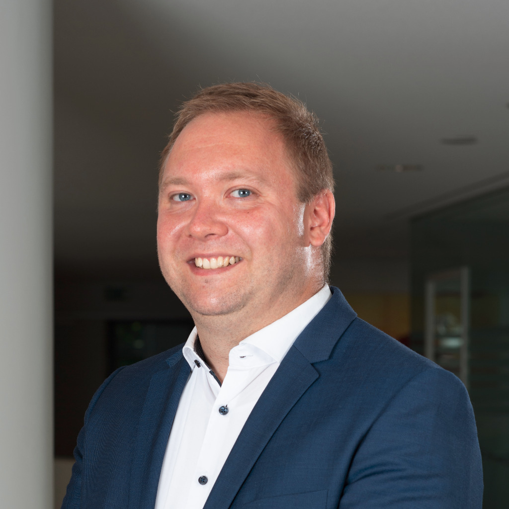 Daniel Engelhart - Stv. Bereichsleiter Compliance - Sparkasse ...