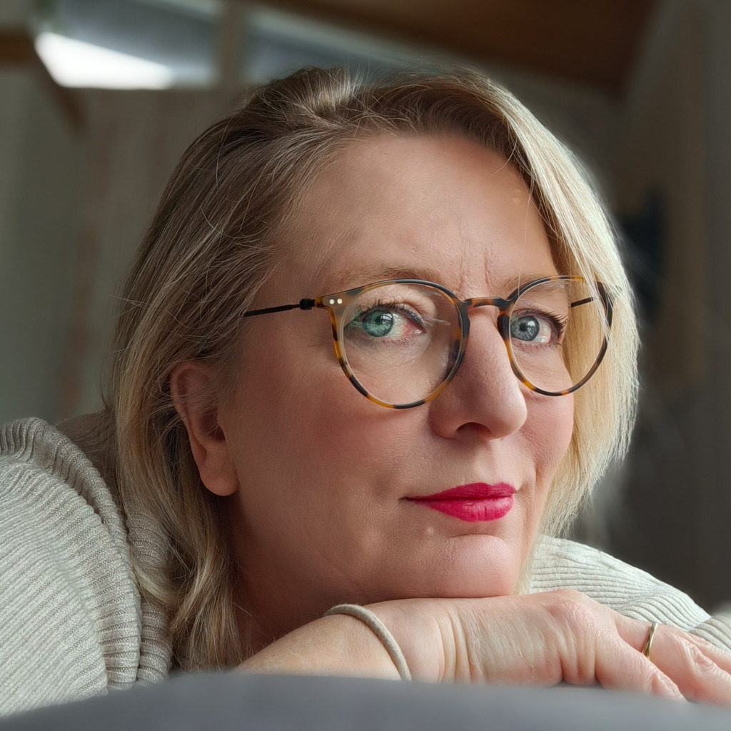 Ingrid Brockhaus - Technische Redakteurin - VHV-Anlagenbau | XING