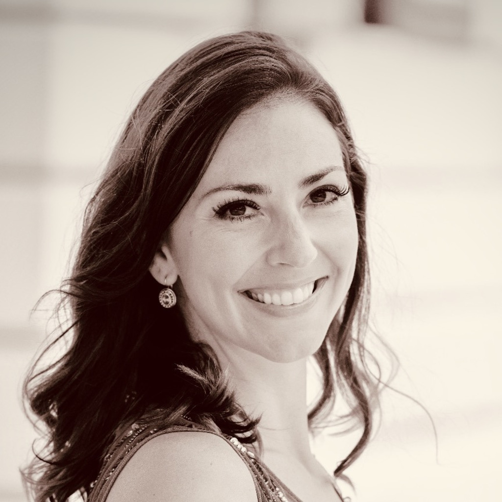 Annie May's Instagram, Twitter & Facebook on IDCrawl