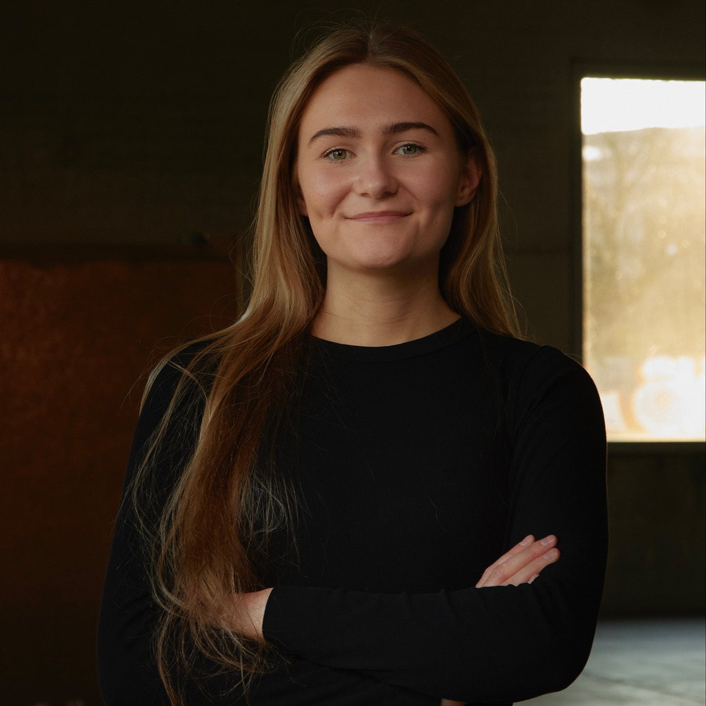 Riccarda Gumbinger - Studentische Hilfskraft - Folkwang Universität | XING