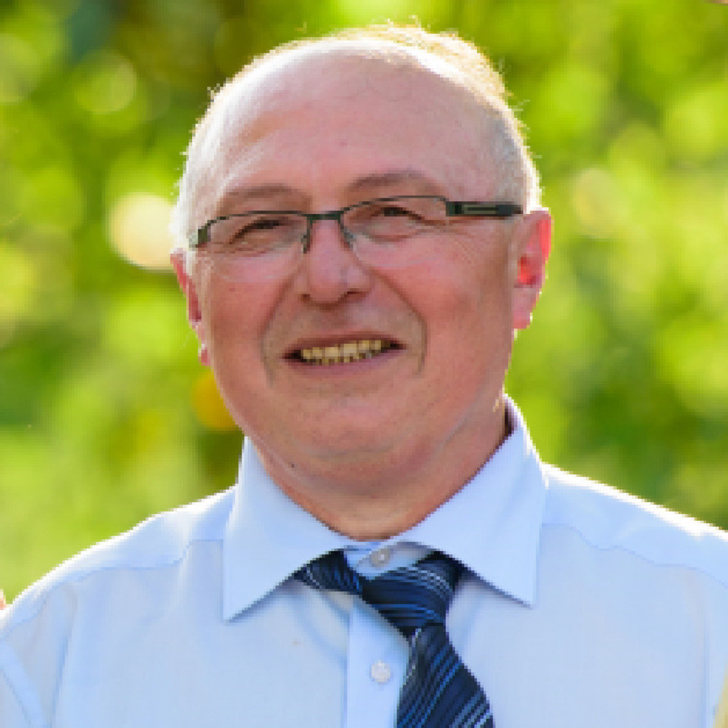 Kuhm in der Personensuche von Das Telefonbuch