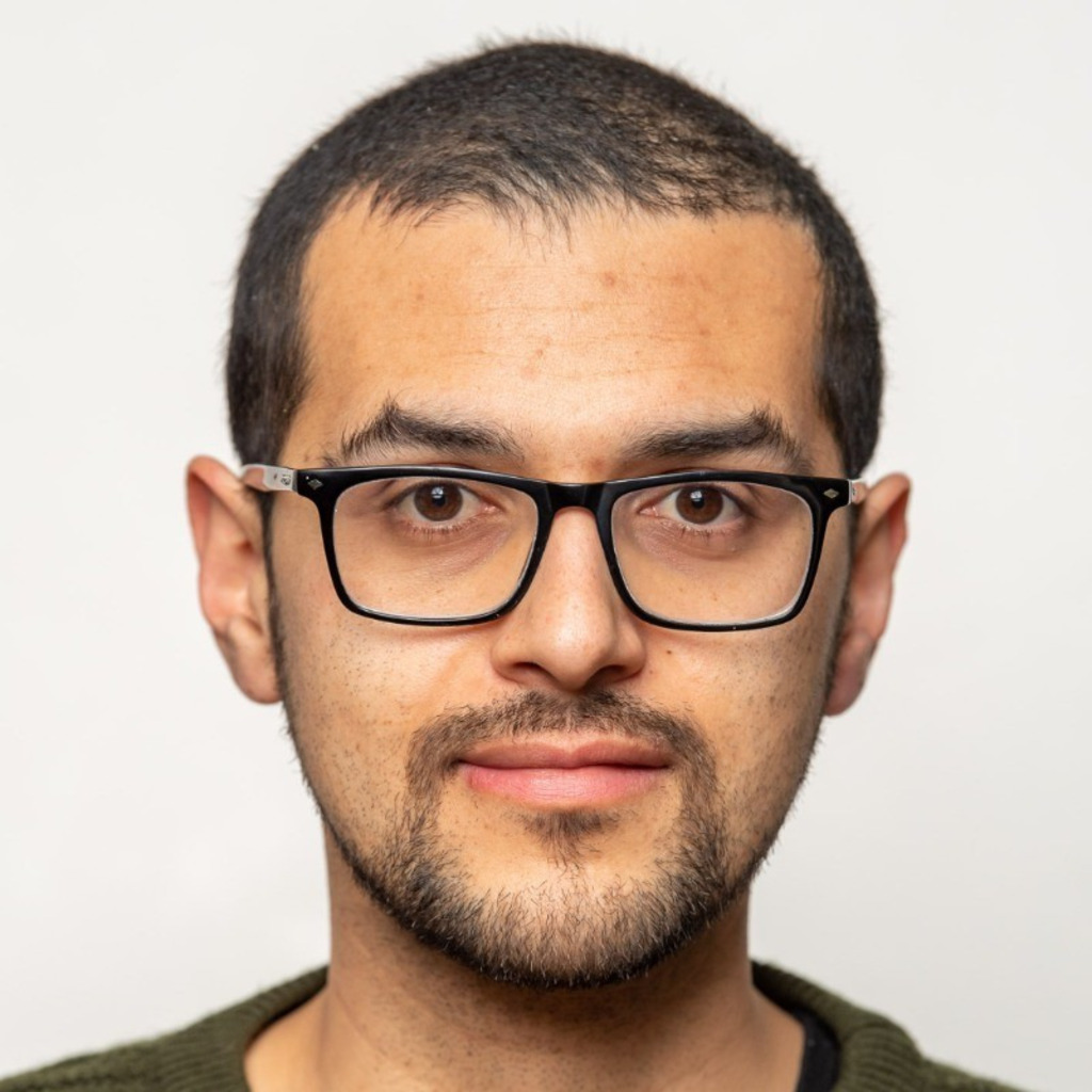 David Alvarado - Übersetzer (Deutsch-Spanisch) - Panamericana Verlag | XING